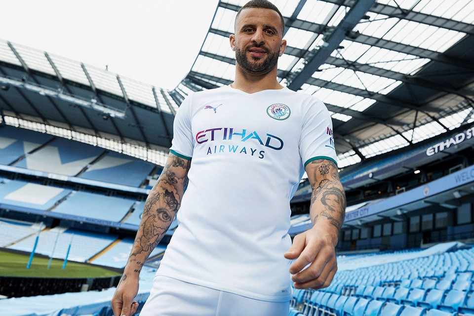 PUMA y Manchester City presentan nuevo uniforme - Futbolete